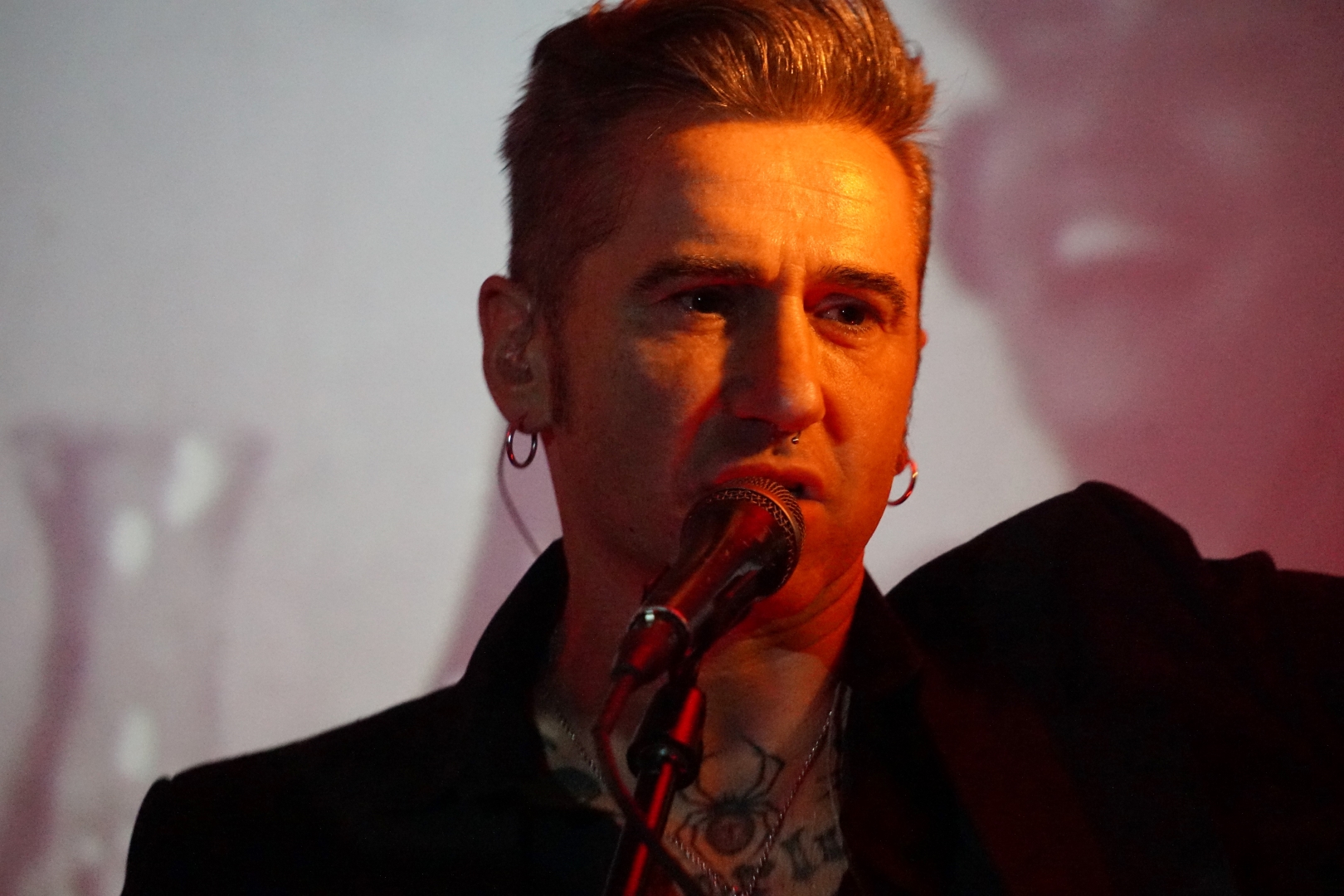 Konzertbericht: Living Temples / Bootblacks / Spiritual Front im ...